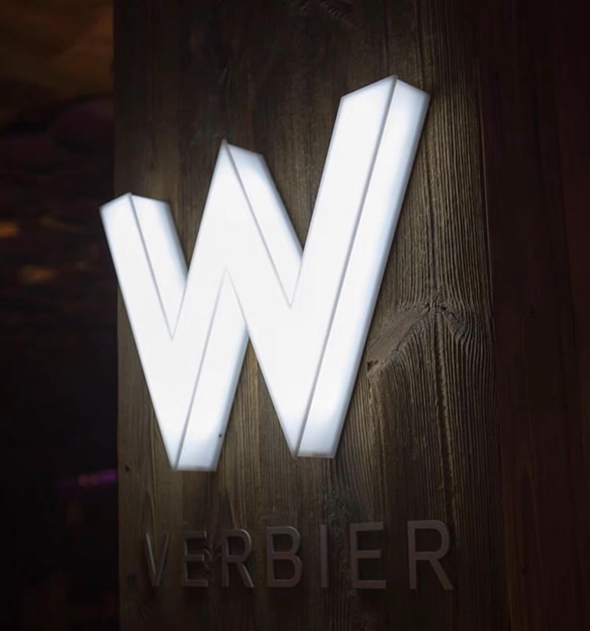 Waterproof 3D Acrylic LED Letters for Storefront Branding – BacklitLEDsign